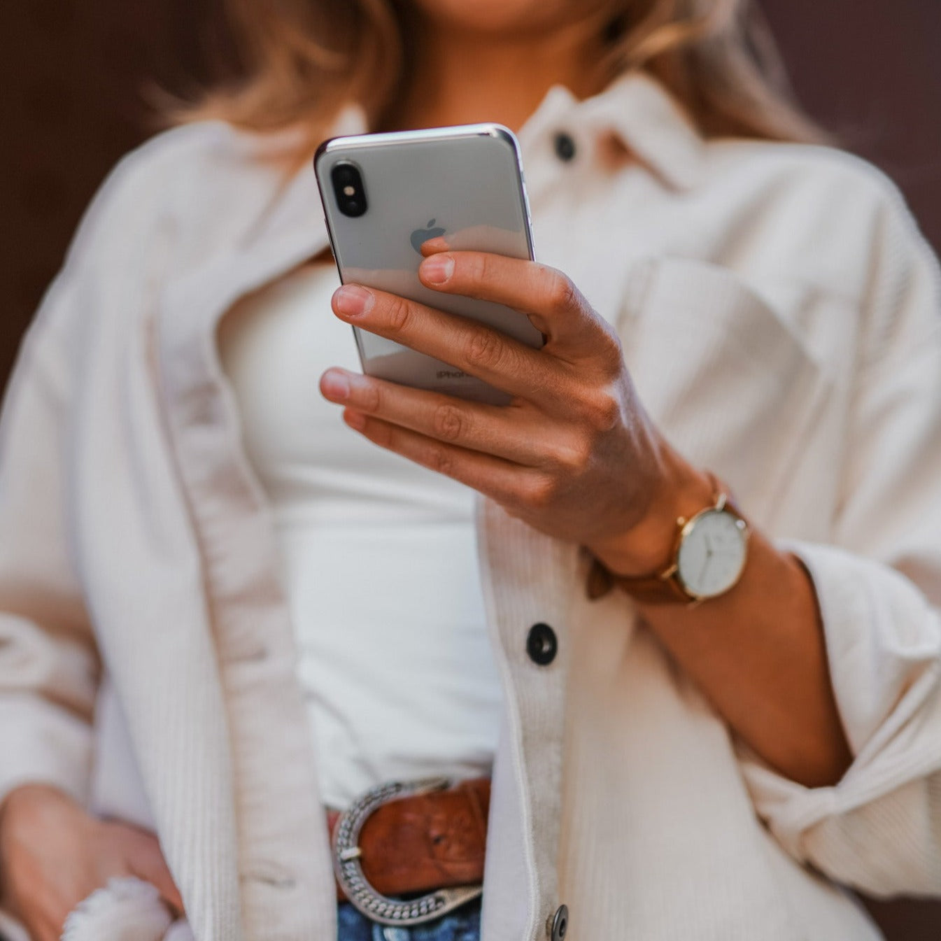 One-Time Text Message Styling Session – lookingGLASS Lifestyle